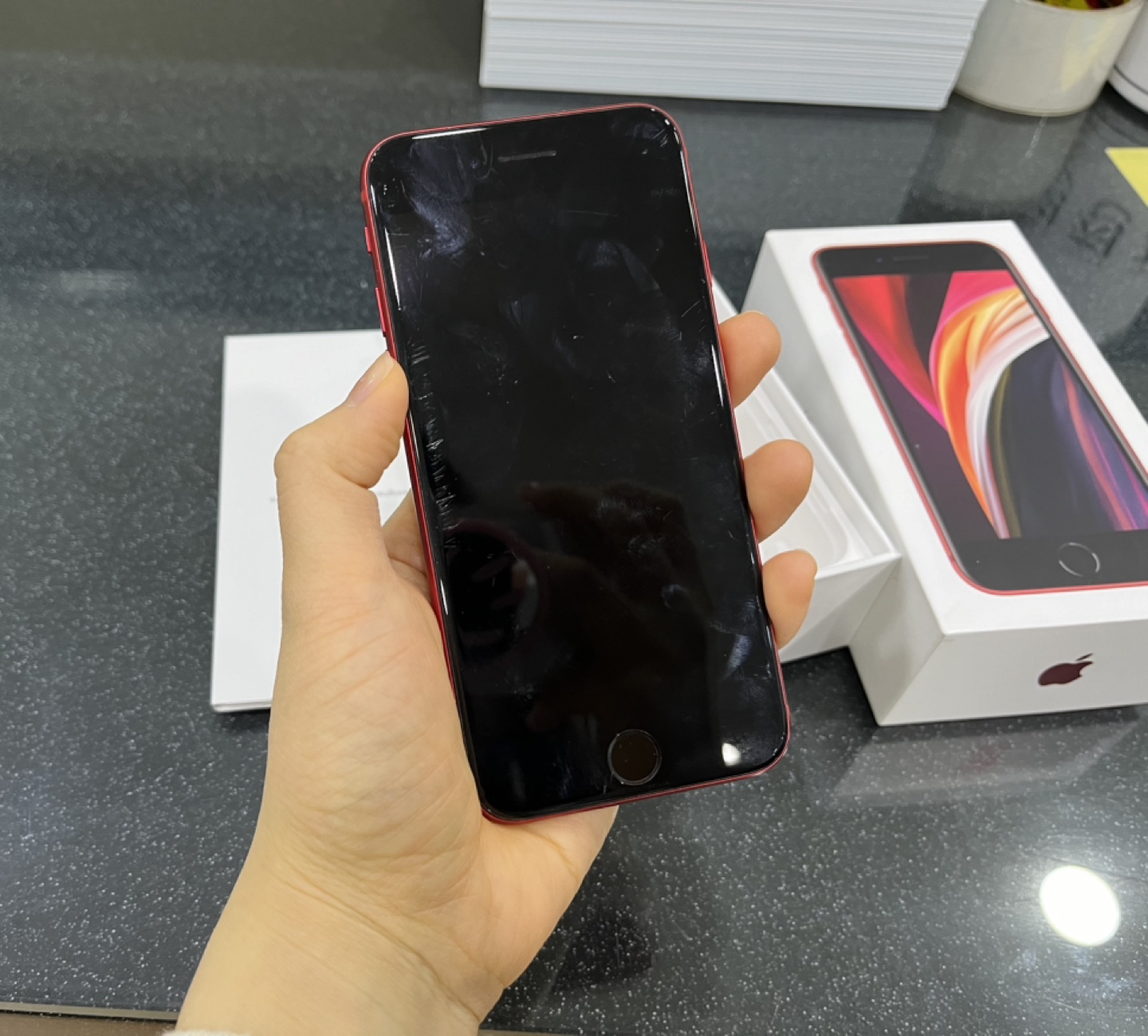 아이폰 SE2 128(레드) | 당근 중고거래