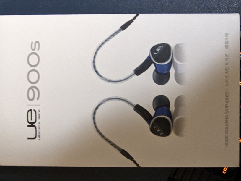 ue900s 이어폰 99% 새제... | 당근 중고거래