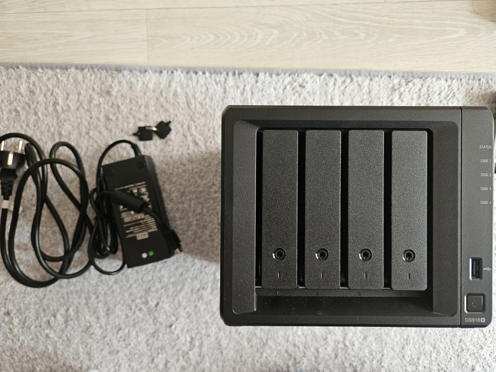 시놓로지 나스 DS918+ | 당근 중고거래