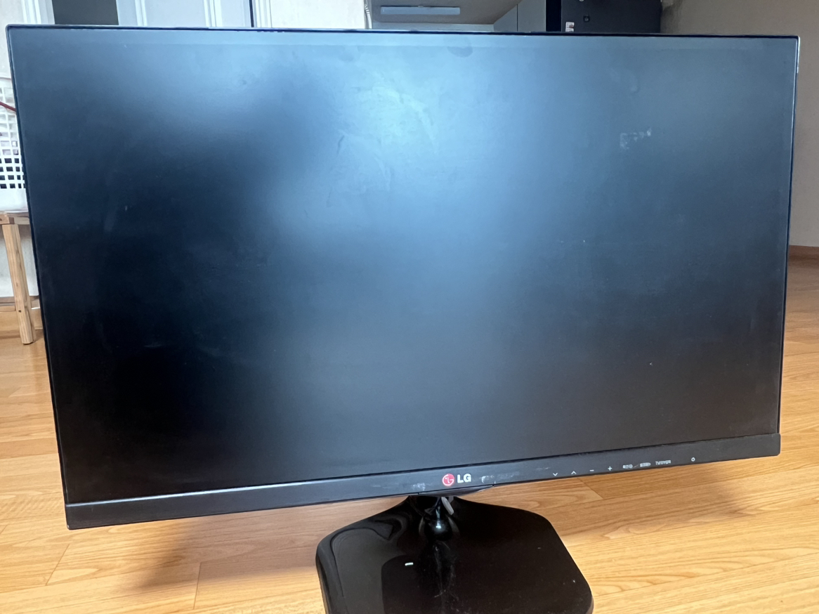 27인치 lg 모니터 (하자 있... | 당근 중고거래