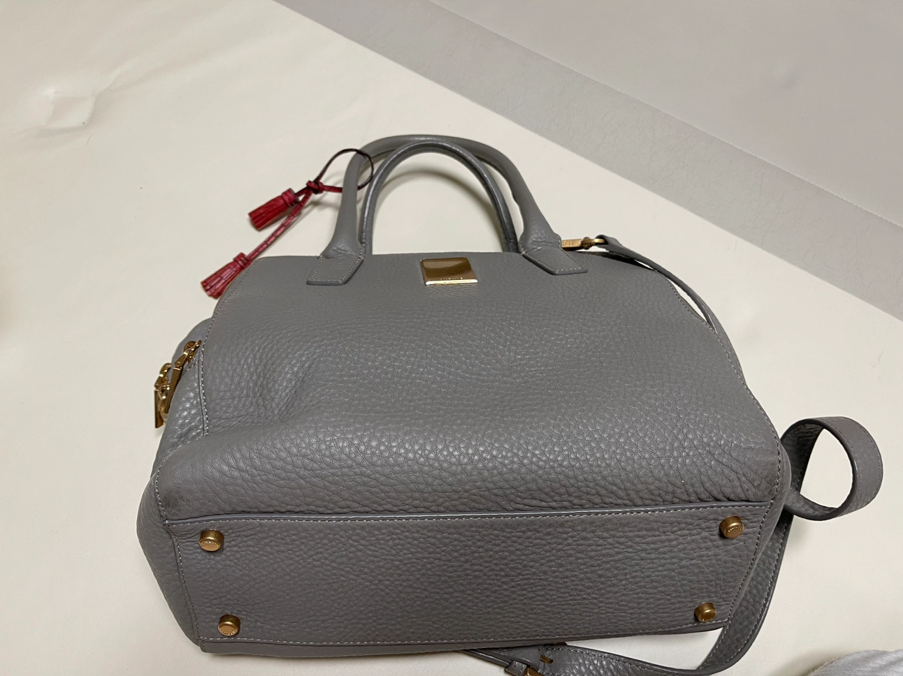 쿠론 가방 팝니다. | 당근 중고거래