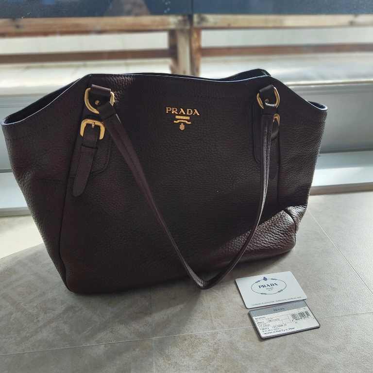 PRADA 핸드백 판매합니다 | 당근 중고거래