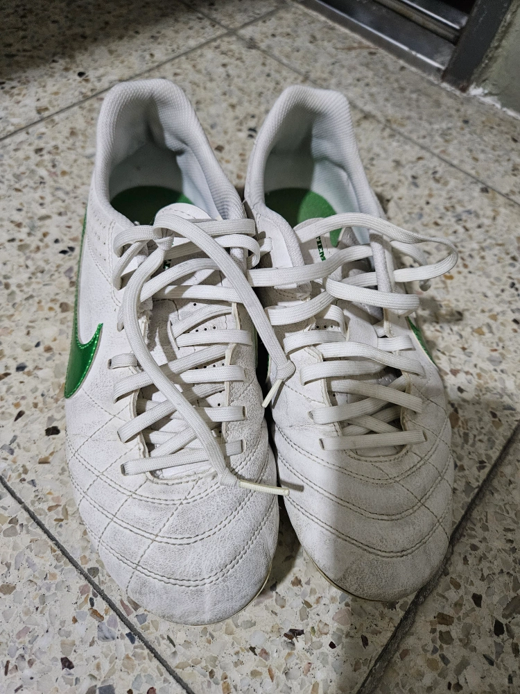 나이키 축구화 255 당근 중고거래