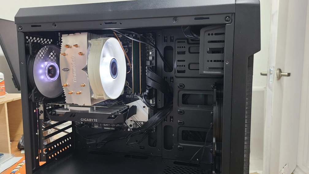 i-9400f 데스크탑 팔아요 | 당근 중고거래