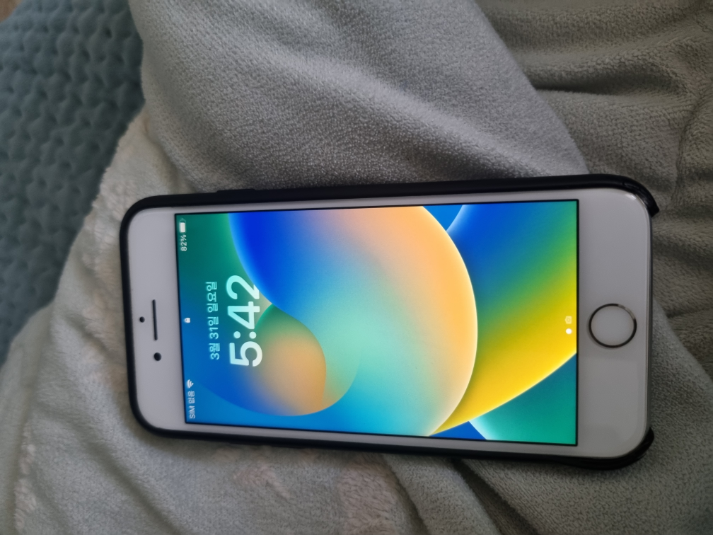 아이폰8 64G 배터리 성능 100% | 당근 중고거래