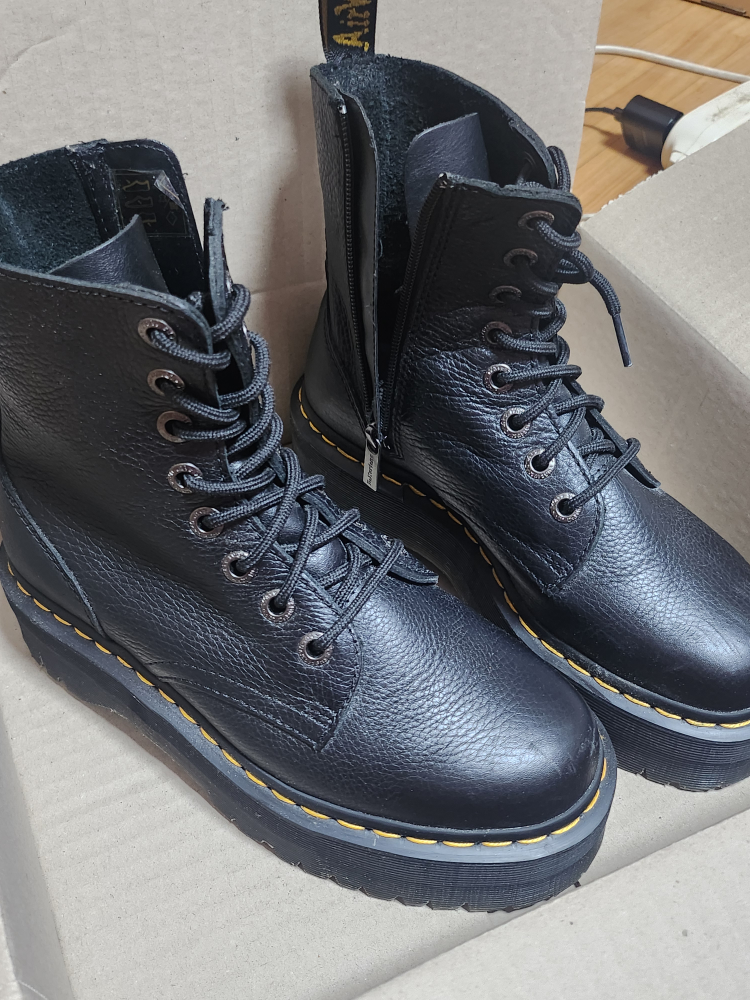 닥터마틴 제이든 240/UK5 (본인 평소 사이즈250) | 오정동 | 여성잡화 | 당근 중고거래