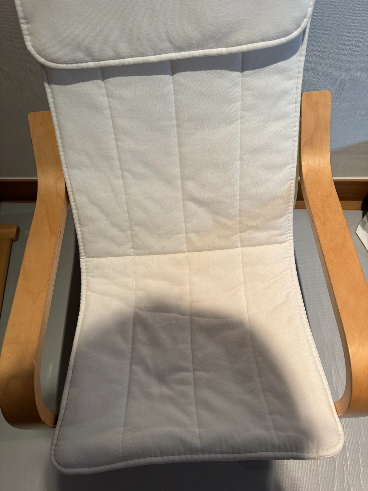 이케아 POANG(포엥) 어린이 암 체어(키즈) 화이트 | 중앙탑면 | 유아동 | 당근 중고거래