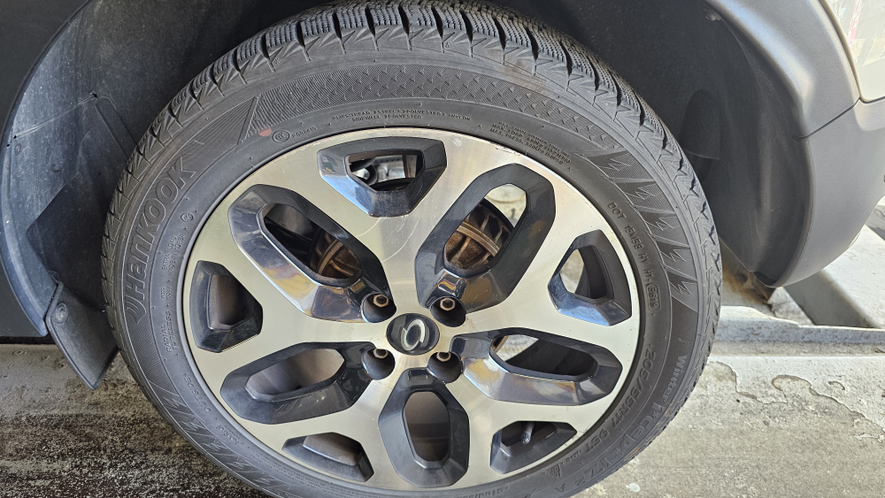 스노우타이어 르노삼성 QM3 17인치 | 당근 중고거래