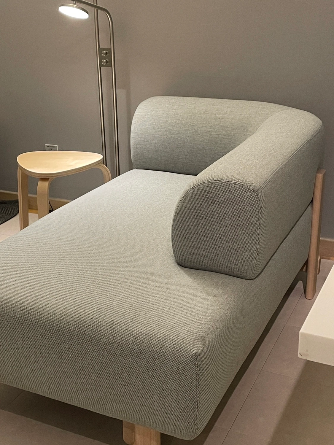 가리모쿠 뉴 스탠다드 [구매가격 366] 엘리펀트 소파 kns pale natural