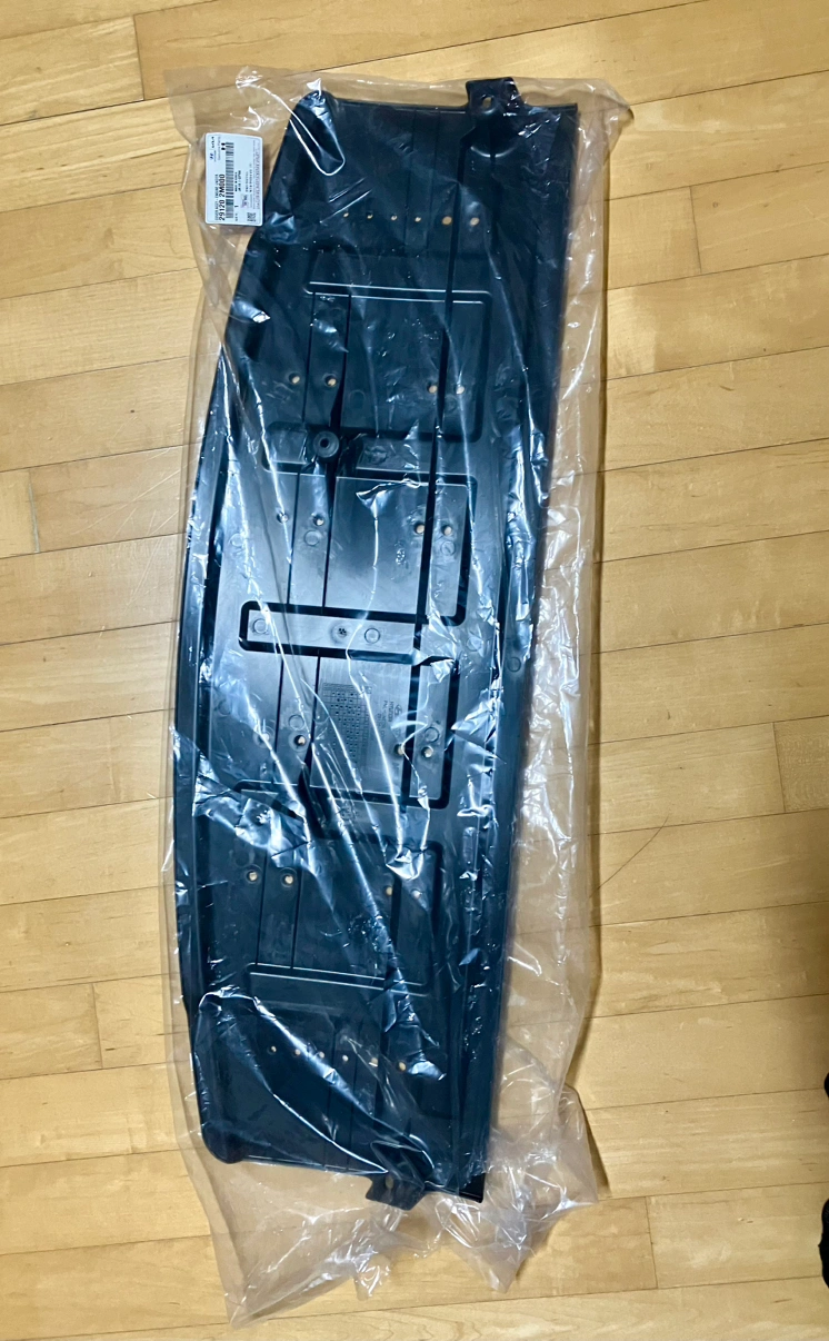 제네시스쿠페 엔진언더커버 모비스 새제품 | 상봉제2동 | 취미/게임/음반 | 당근 중고거래