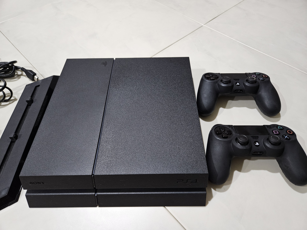 플스4 CUH-1205 팝니다. | 취미/게임/음반 | 당근 중고거래