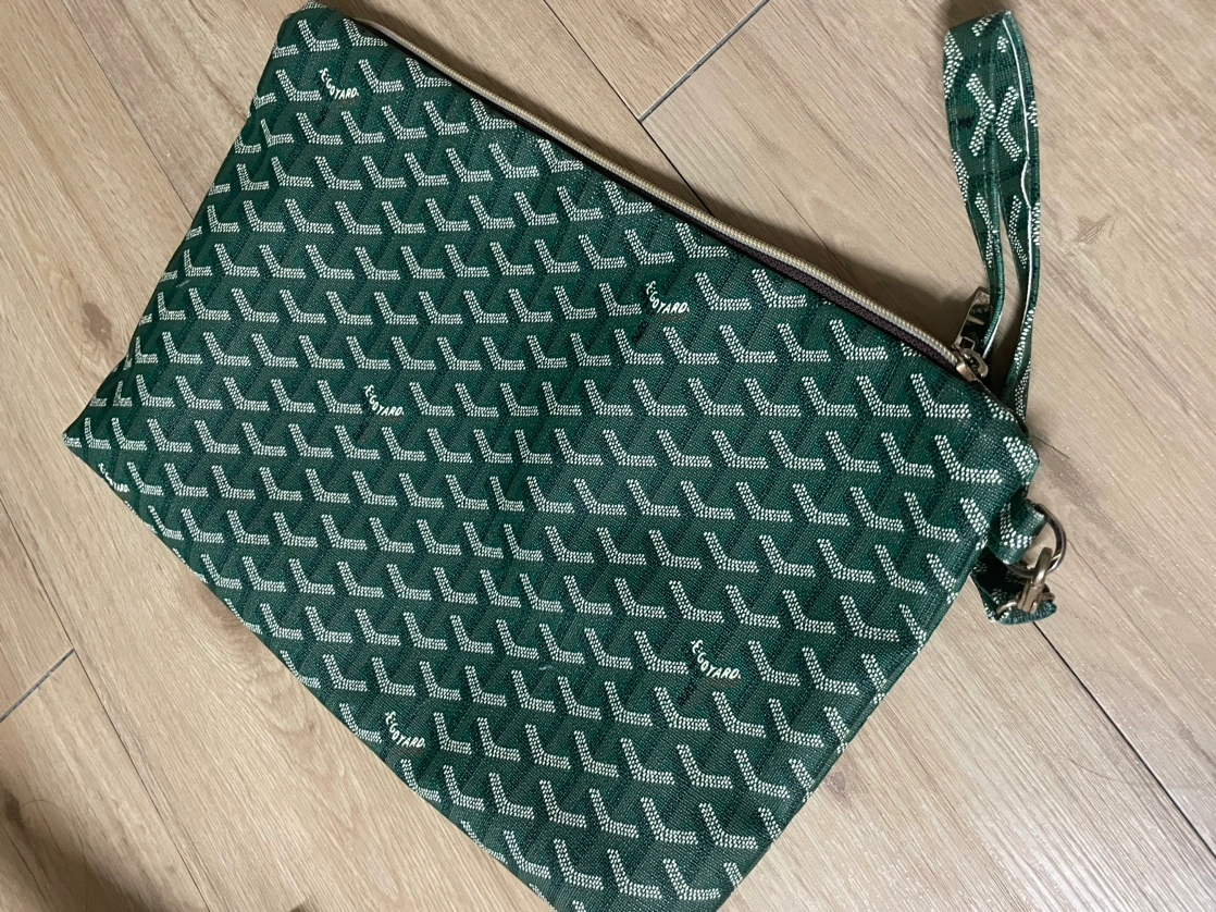 클러치백 팝니다 당근 중고거래