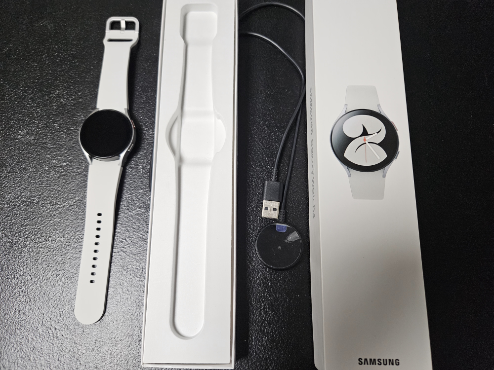 SKT 갤럭시워치4 40mm L... | 당근 중고거래