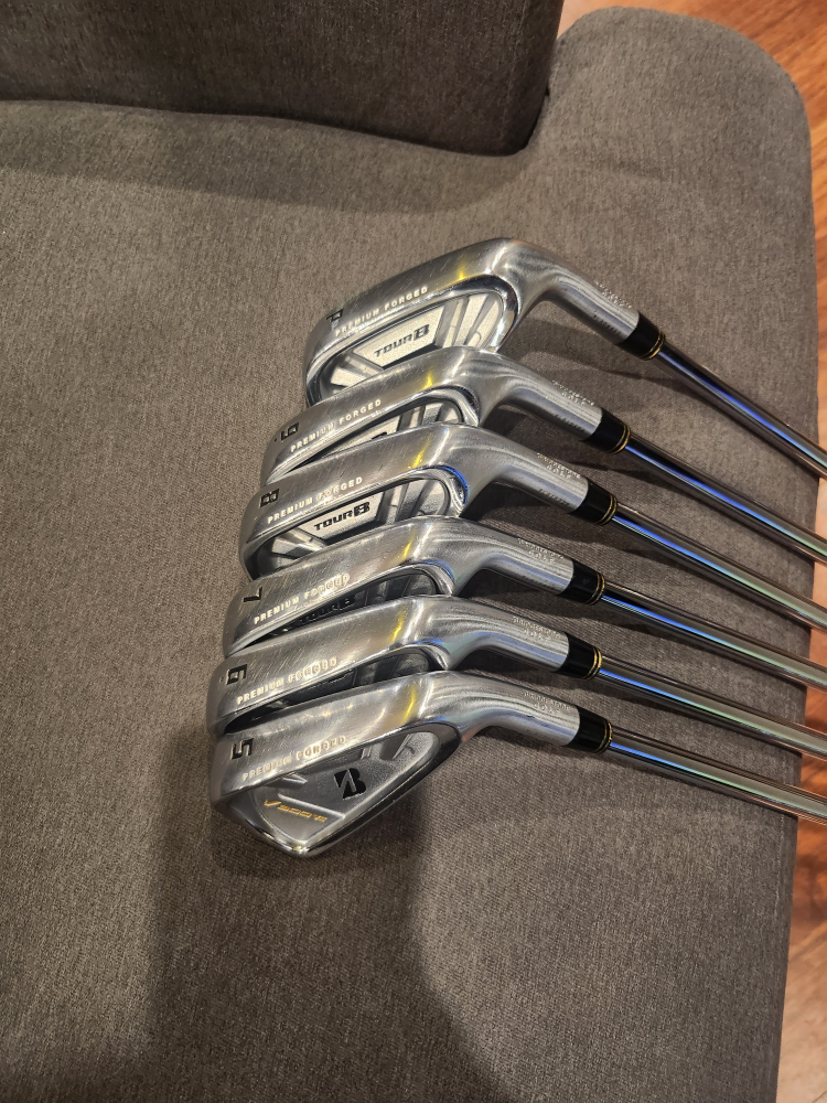 투어스테이지 v300 7세대 ... | 당근 중고거래