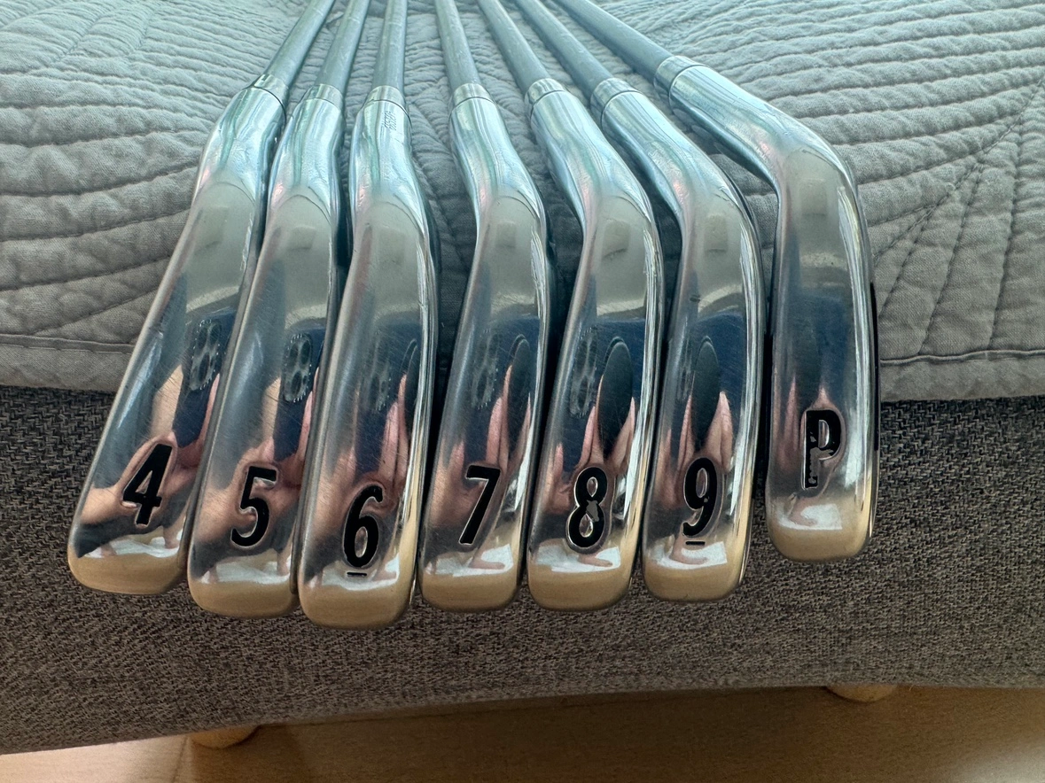 타이틀리스트 714 AP2 4~P 아이언 세트 | 스포츠/레저 | 당근 중고거래