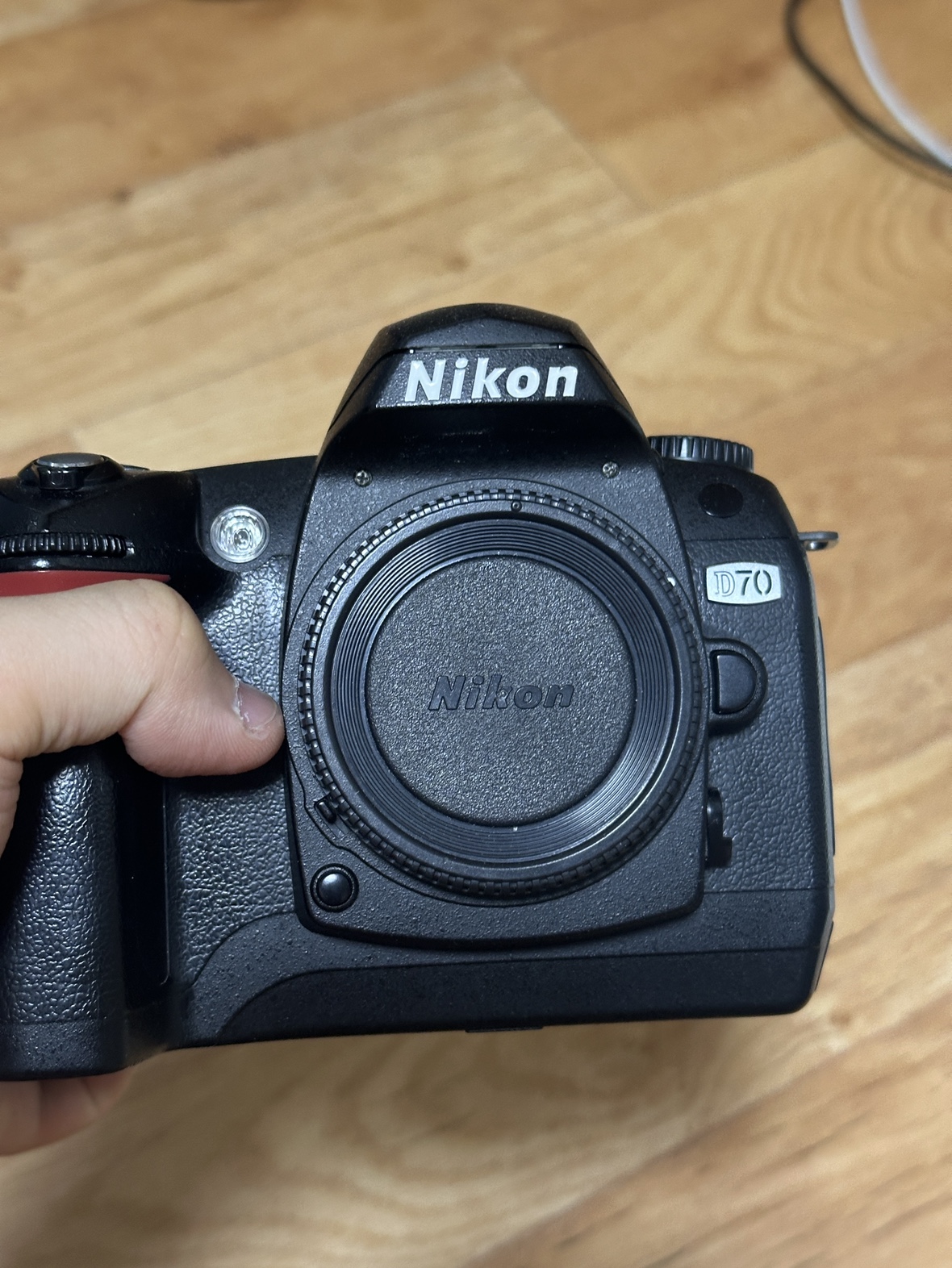 니콘 d70 dslr(렌즈 미포함) | 당근 중고거래