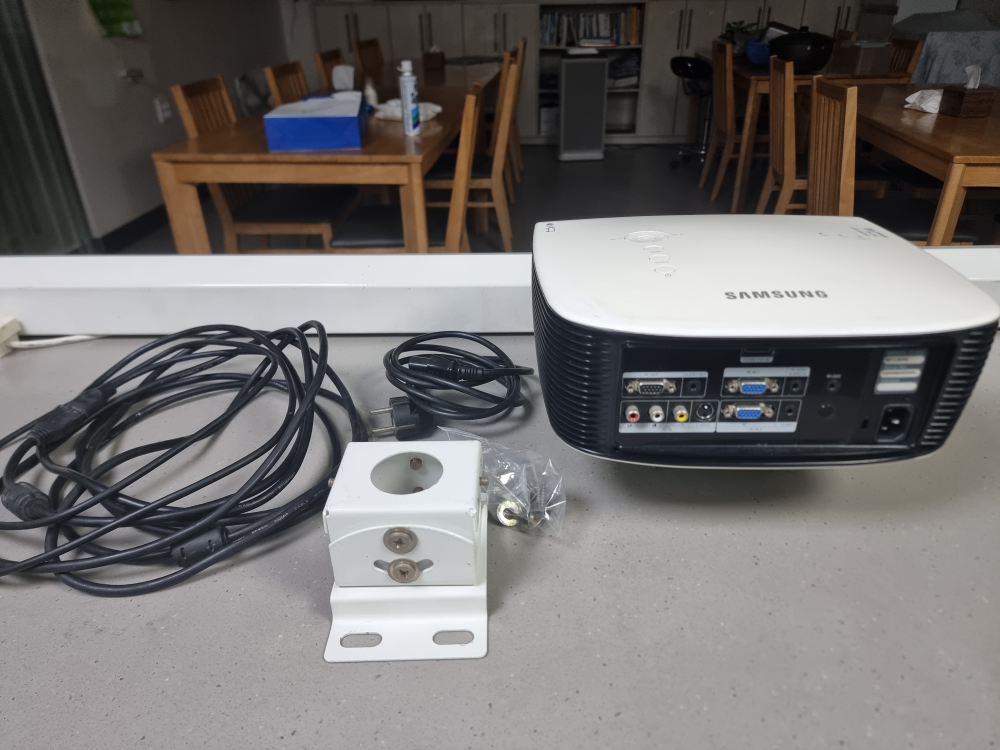 프로젝트 빔 SP-L300w매매... | 당근 중고거래