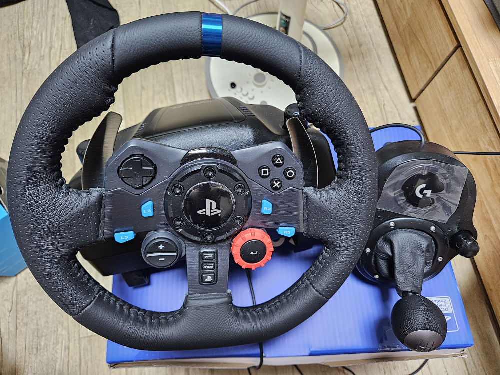 로지텍 G29 레이싱 휠 + 시... | 당근 중고거래