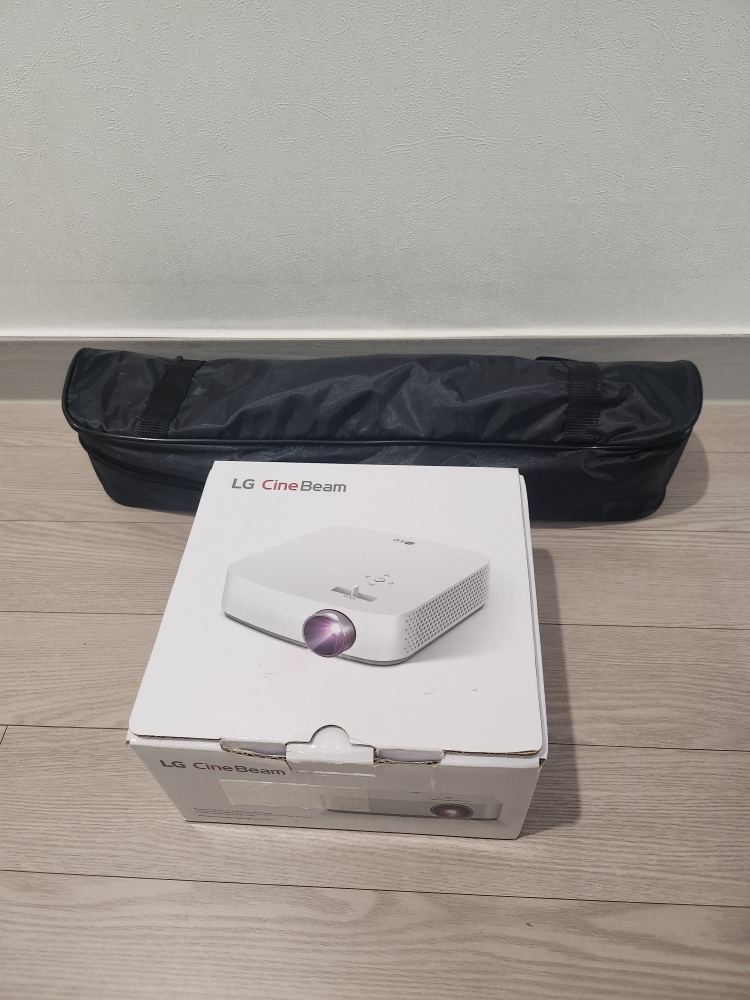 lg 빔프로젝트 PF50KA(전용 거치대 포함) | 화정4동 | 디지털기기 | 당근 중고거래