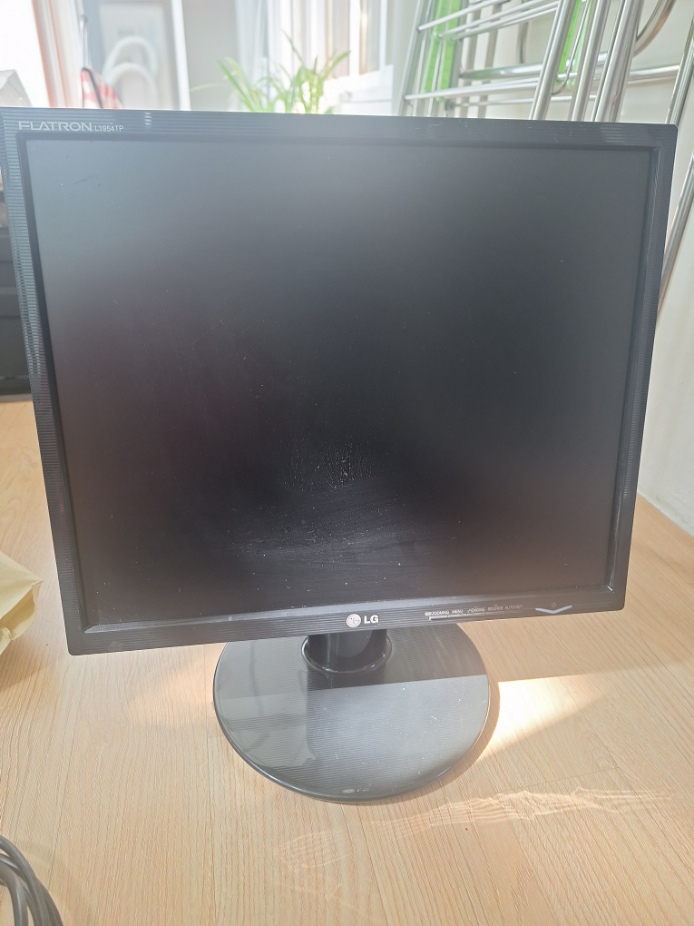 컴퓨터 모니터 lg19인치 | 당근 중고거래