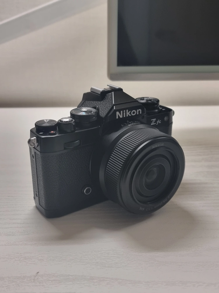 니콘 ZFC 16-50 KIT 블랙, Nikkor Z DX 24mm f/1.7, 핸드그립 | 디지털기기 | 당근 중고거래
