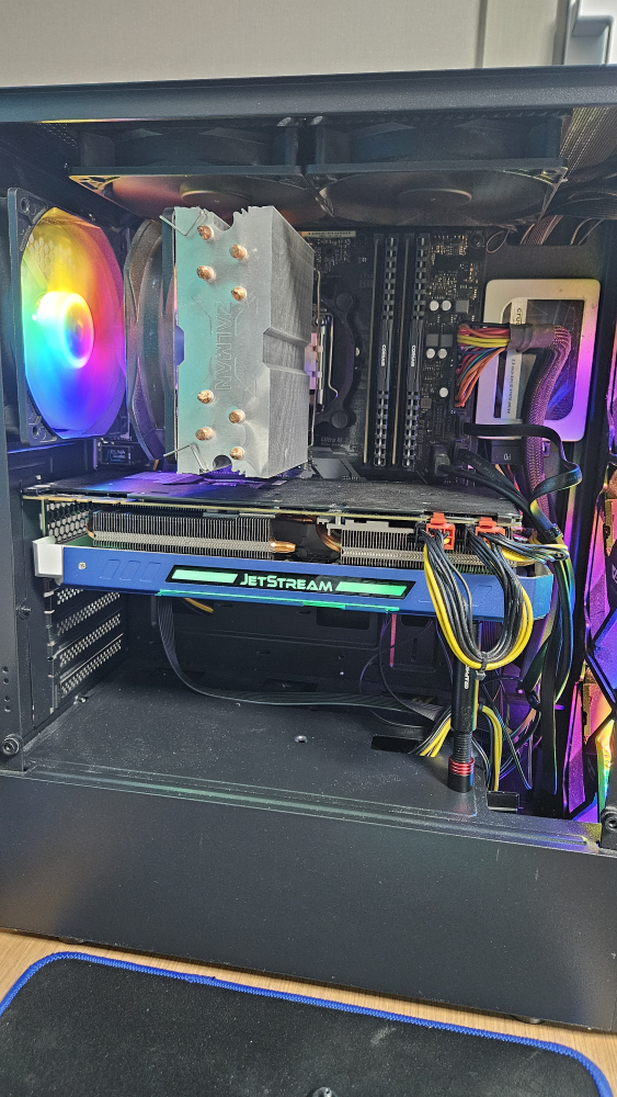 인텔8400/1080TI/32램... | 당근 중고거래