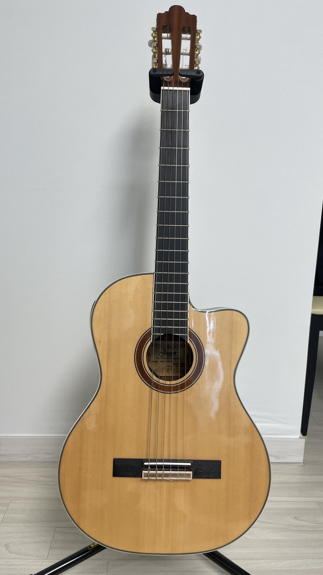 클래식 기타 Jagger-200R-EQ 팔아요 | 취미/게임/음반 | 당근 중고거래