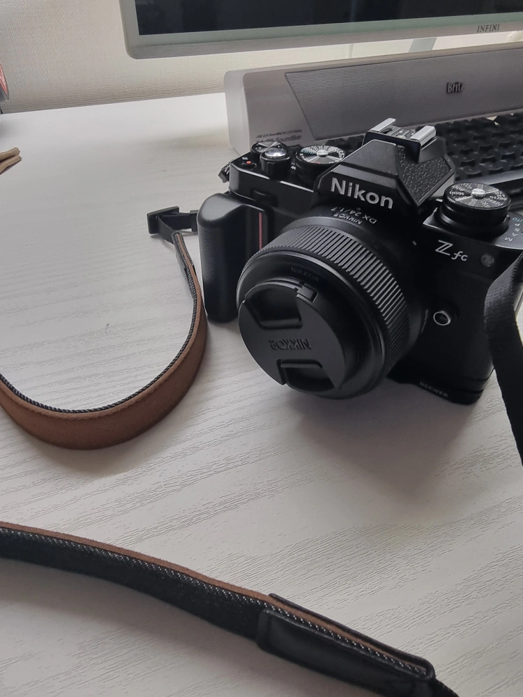 니콘 ZFC 16-50 KIT 블랙, Nikkor Z DX 24mm f/1.7, 핸드그립 | 디지털기기 | 당근 중고거래
