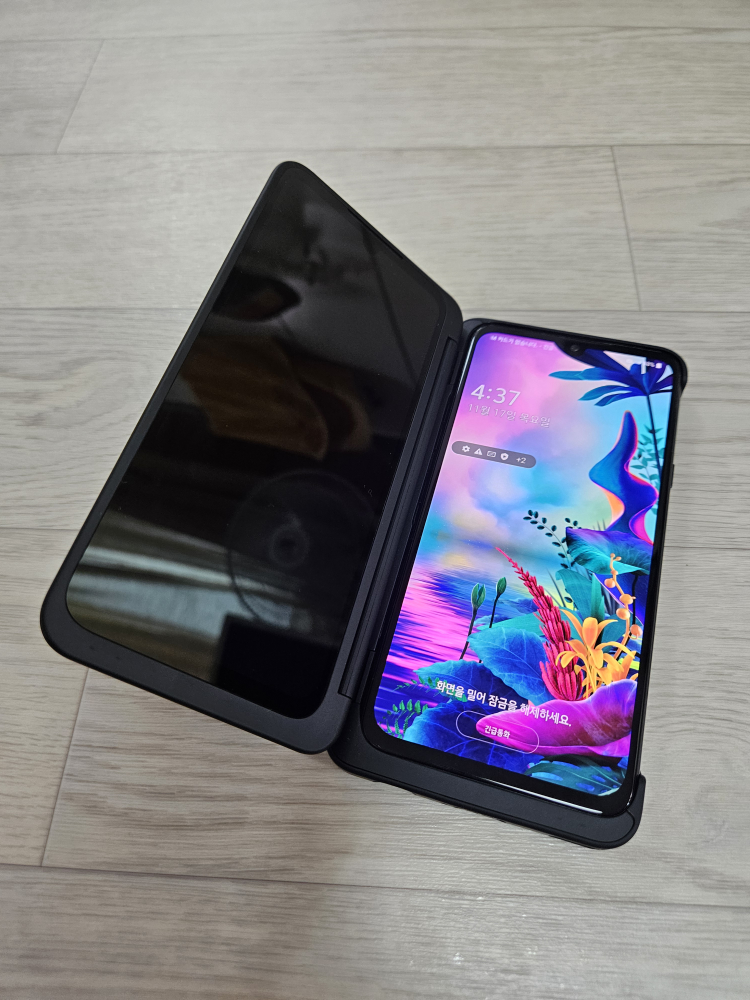 V50s + 듀얼스크린 판매합니... | 당근 중고거래