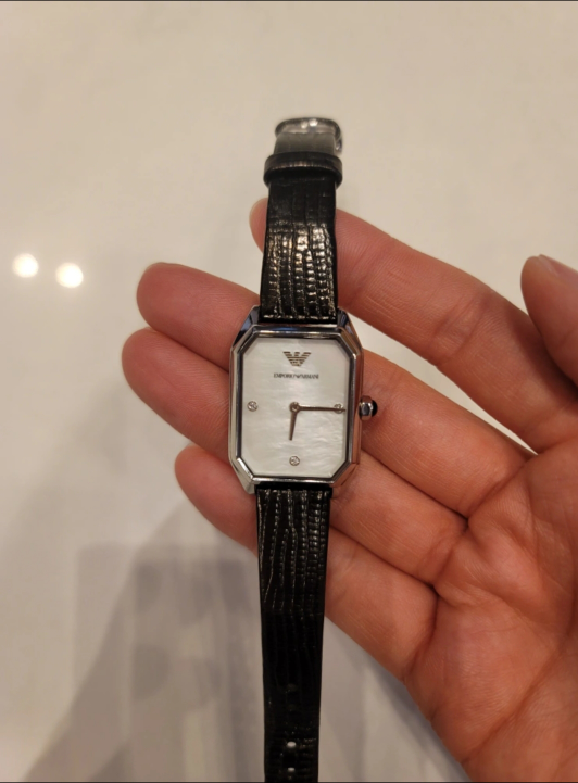 엠포리오 아르마니 여성 시계 | 당근 중고거래