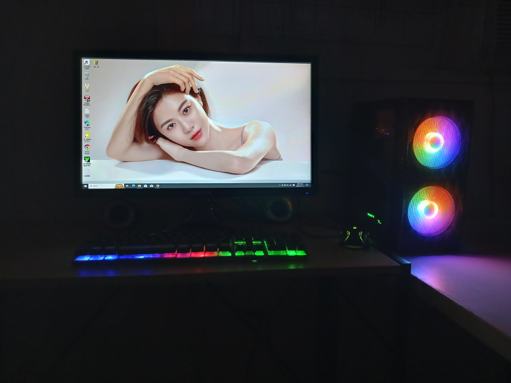 최고급 PC 라이젠2700X(8 16)코어 32G 메모리 RX580(8G) 본체+삼성 틸트 LED모니터 주변기기풀셋 | 형곡동 | 디지털기기 | 당근 중고거래