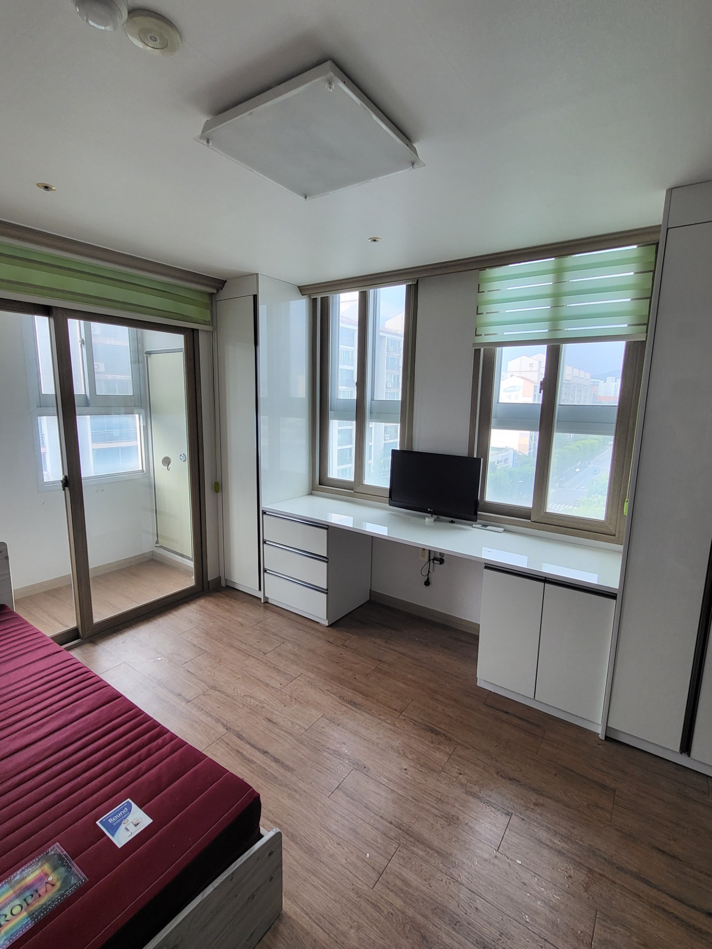 오픈형 원룸 4,500만원 - 전민주민센터 건너편 CH빌딩 | 당근부동산